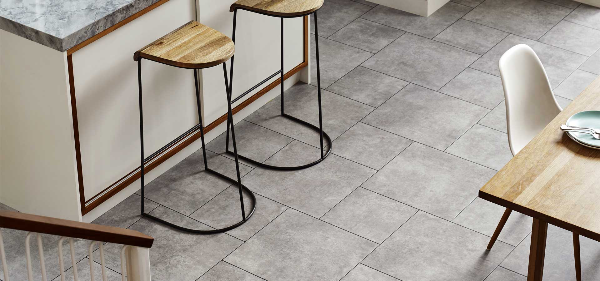Amtico Vinyl Tiles - Spacers Showrooms