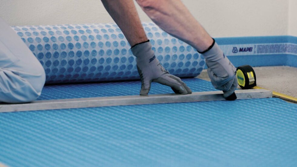 Do I have to use a Decoupling Mat Over a New Screed? Ditra, Mapei ...